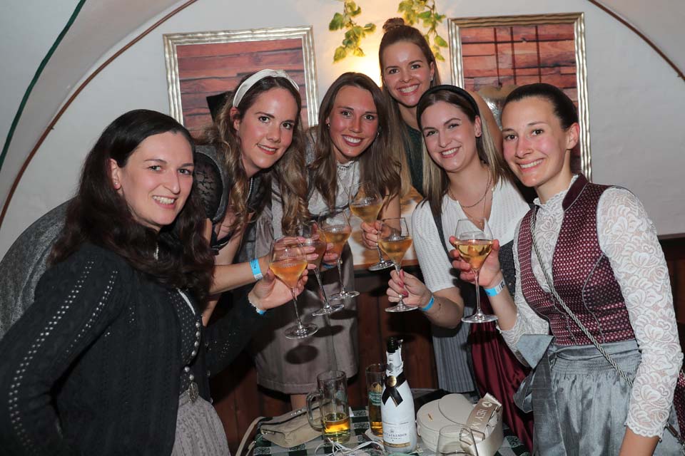 Styroler in der Schanzer Rutschn - Starkbierzeit