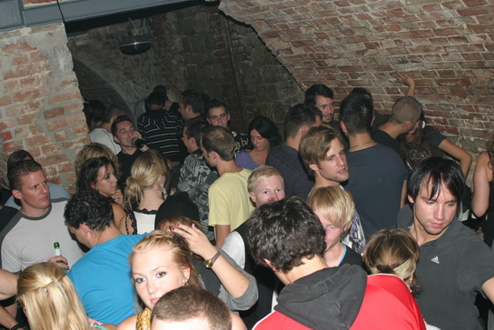 Maki Club - JUST RAVE!