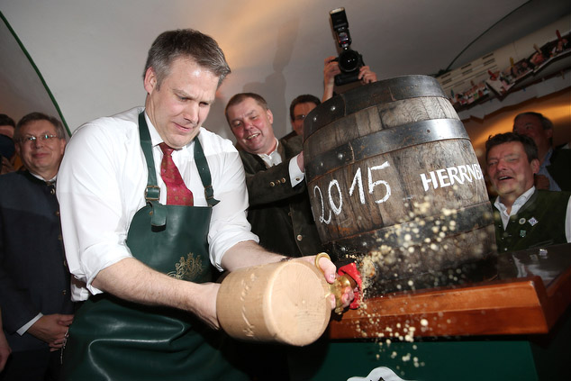 Herrnbräu Starkbieranstich 2015