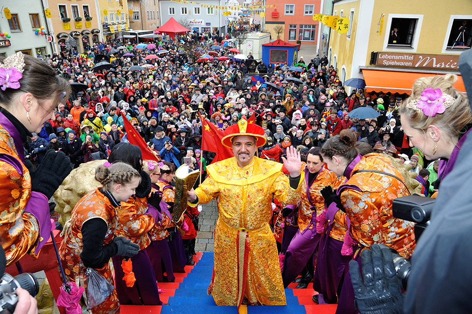 Chinesenfasching 2018 | Donnerstag, 08.02.2018 - 14:00 Uhr | Rathaus ...